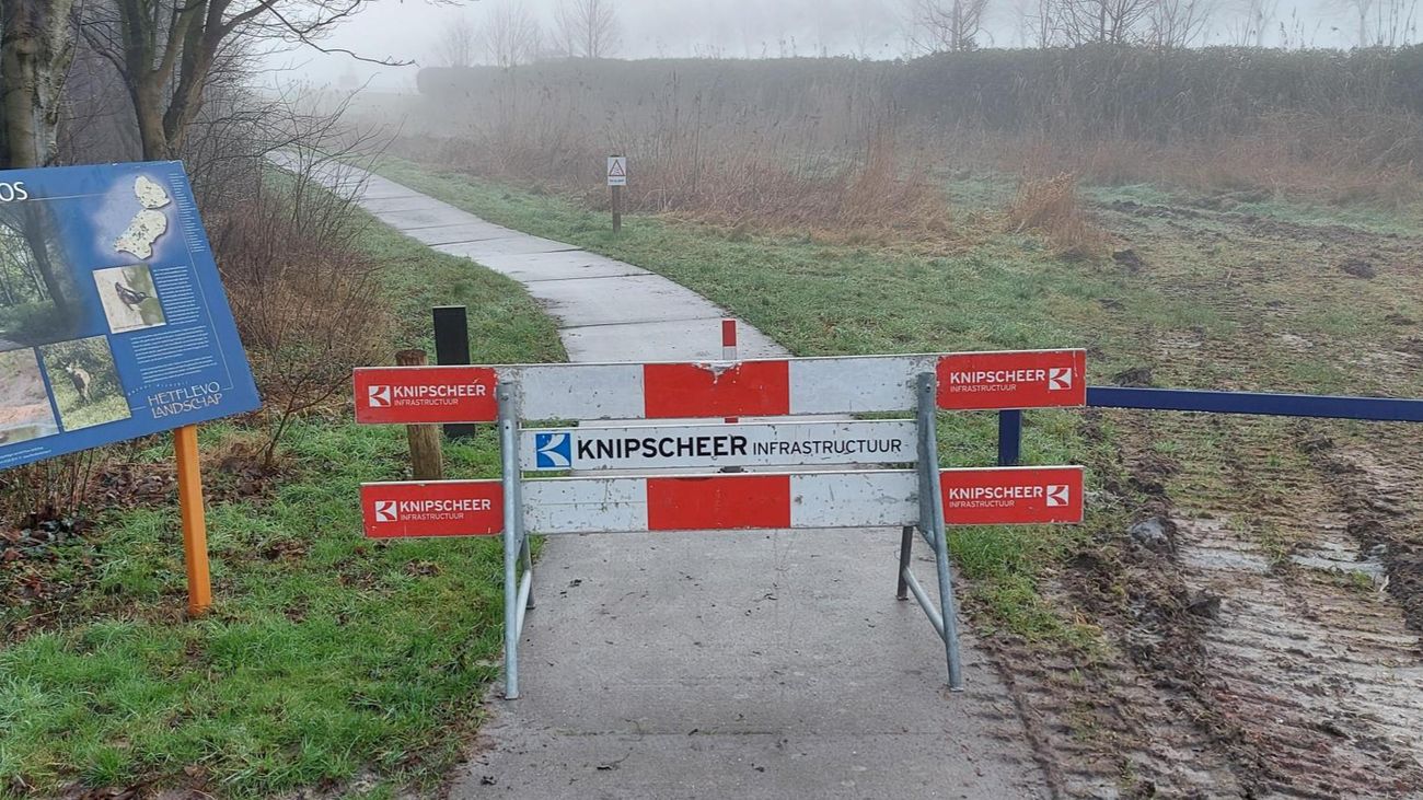 Omroep Flevoland - Nieuws - Algen maken natuurfietspad te glad en is ...