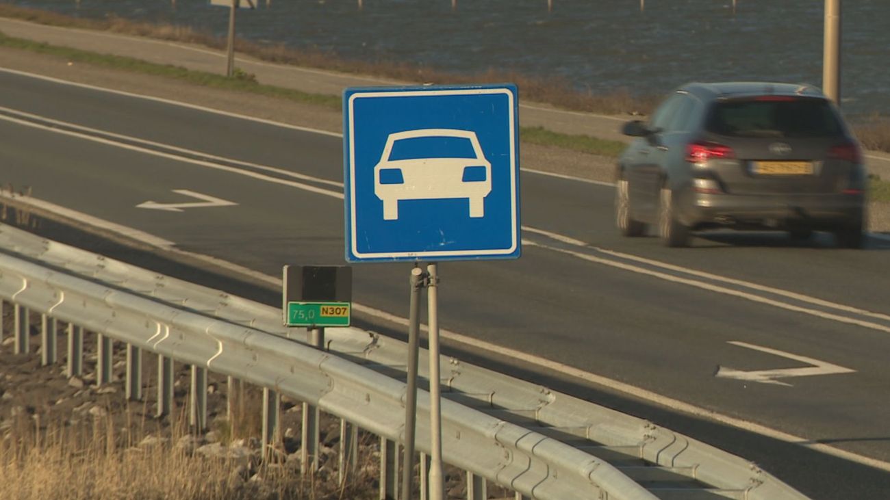 Omroep Flevoland - Nieuws - Provincie gaat 175 kilometer aan autowegen ...