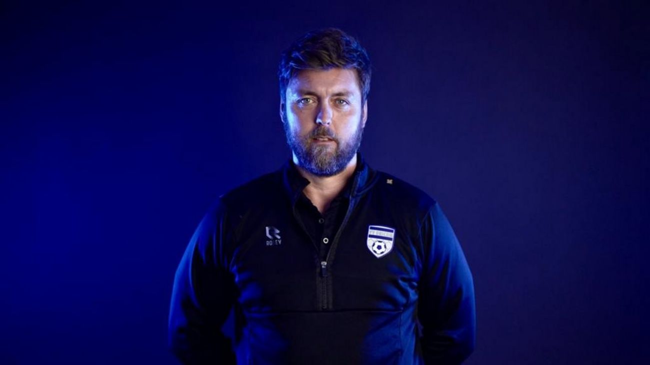 Omroep Flevoland - Sport - VV Unicum en trainer De Jongh per direct uit ...