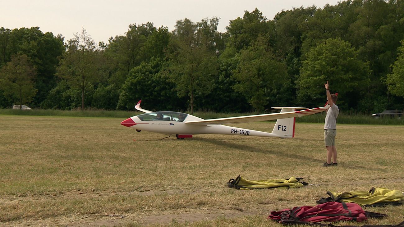 Omroep Flevoland - Nieuws - Open dag bij Zweefvliegclub Noordoostpolder ...