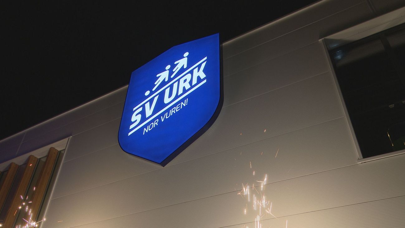 Omroep Flevoland - Sport - Nieuw clubgebouw SV Urk officieel geopend ...