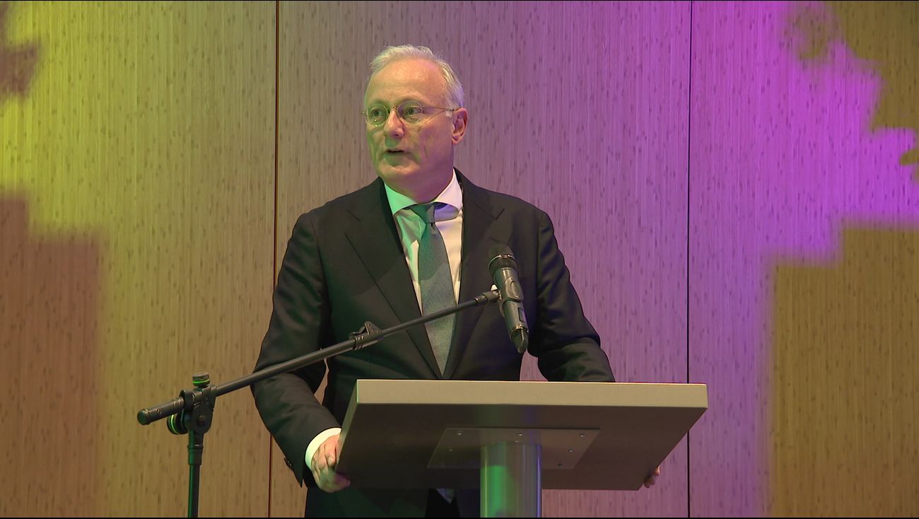 Omroep Flevoland - Nieuws - Commissaris van de Koning hekelt ...